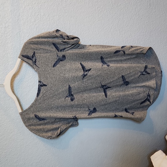 T.La | Tops | Anthropologie Tla Hummingbird Top | Poshmark